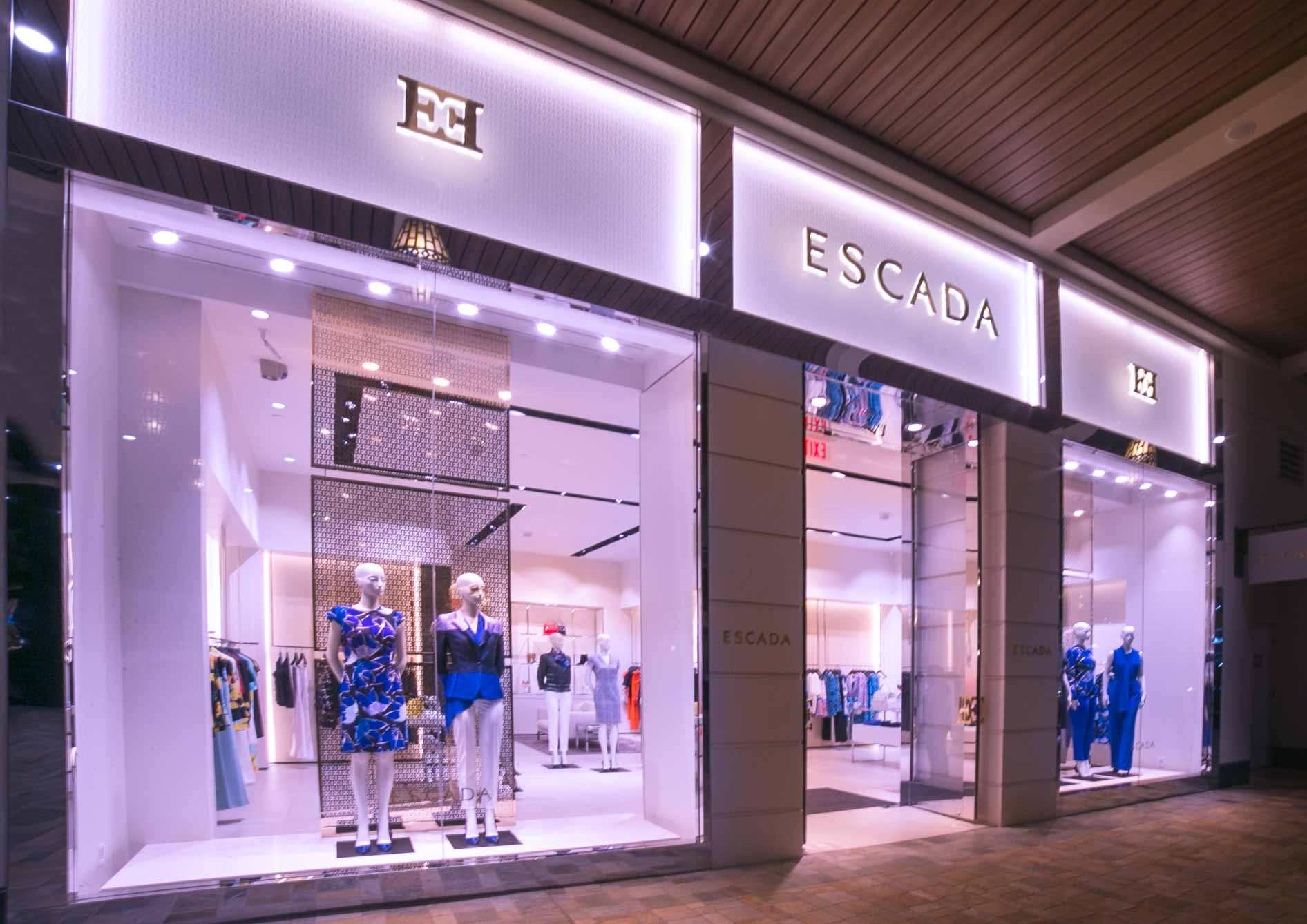 Storefronts, Mallfronts, Public Spaces | Design, Construction, Installation